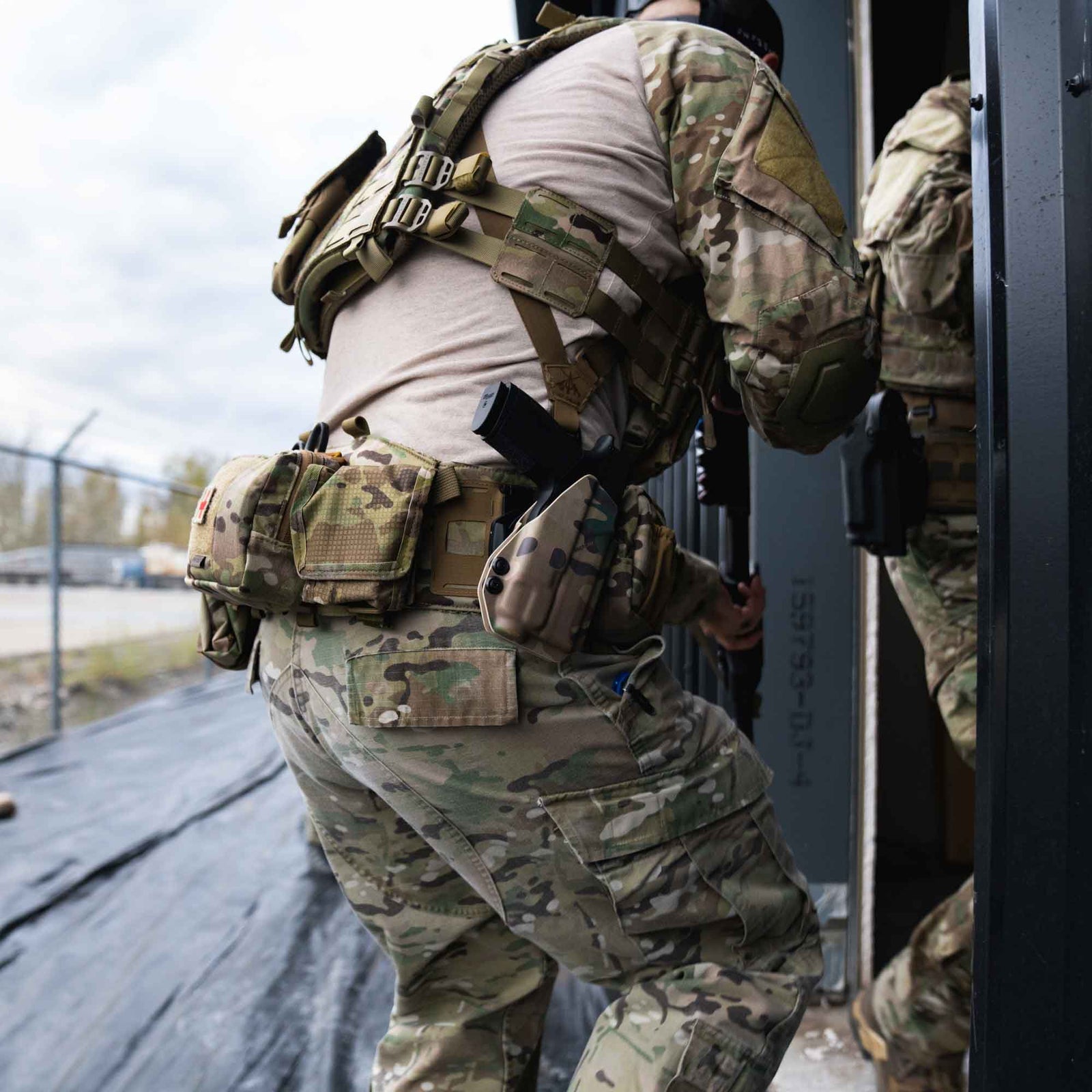 Blade-Tech Tek-Mount™ Mounting System (on MOLLE Loks)